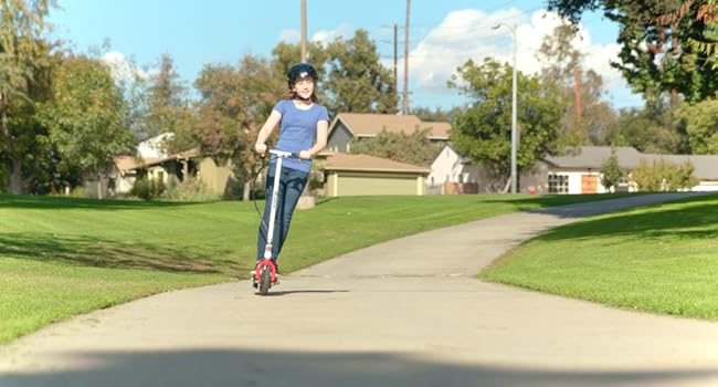 Razor E200 vs Razor E300 Electric Scooter: A Comparison - Electric Scooters Reviews